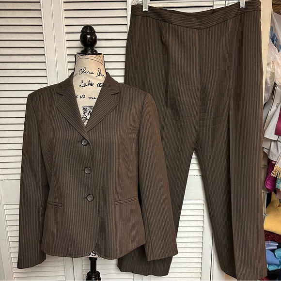 Jones Wear | Jackets & Coats | Jones Wear Plus Size Petite Pants Suit ...